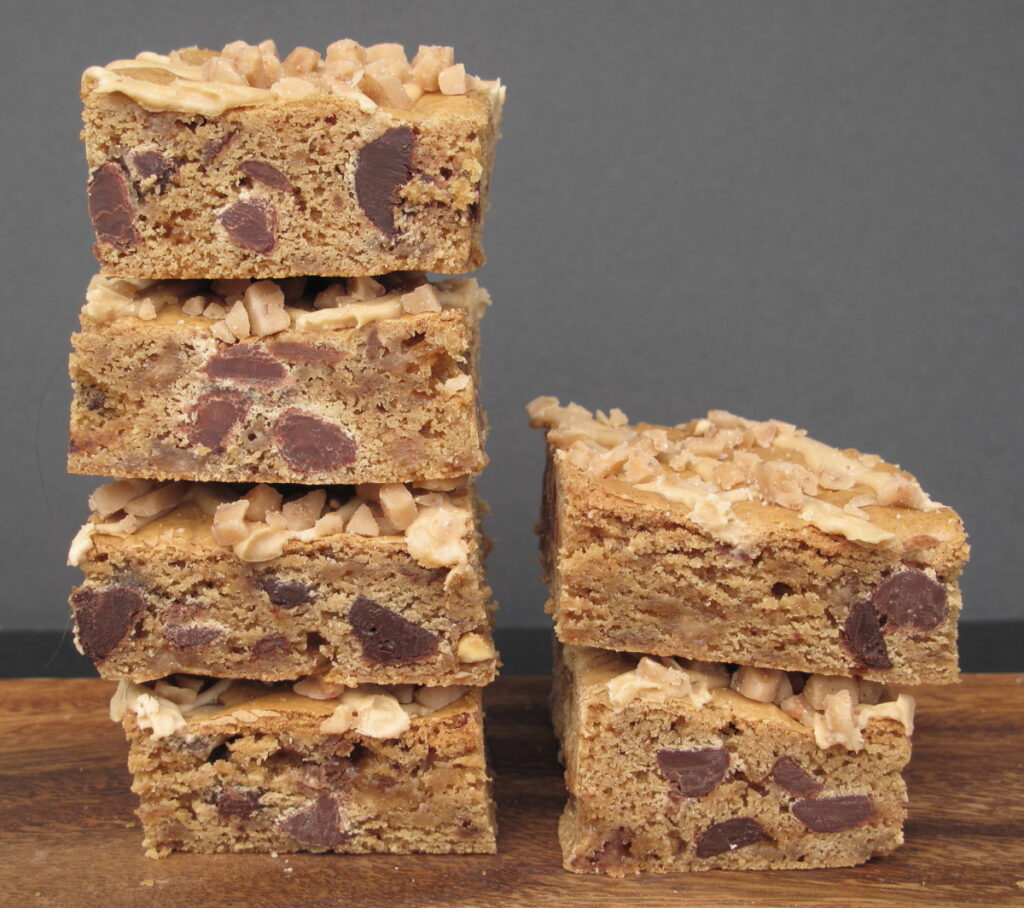 Biscoff Toffee Crunch Bars - The Monday Box