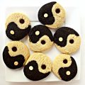 Yin Yang Slice-and-Bake Cookies - The Monday Box