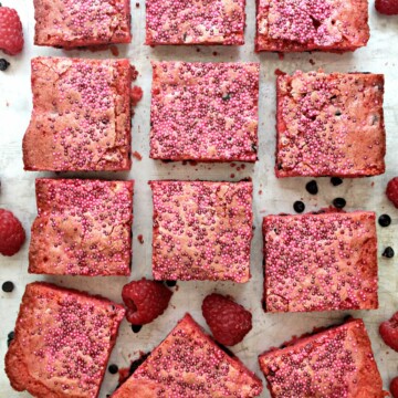 Raspberry Chocolate Chip Bars - The Monday Box