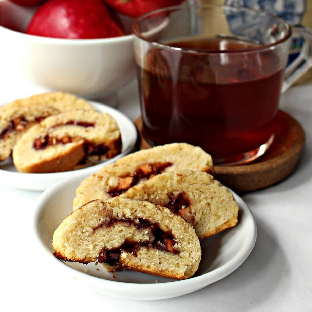 Italian Jam Cookies - The Monday Box